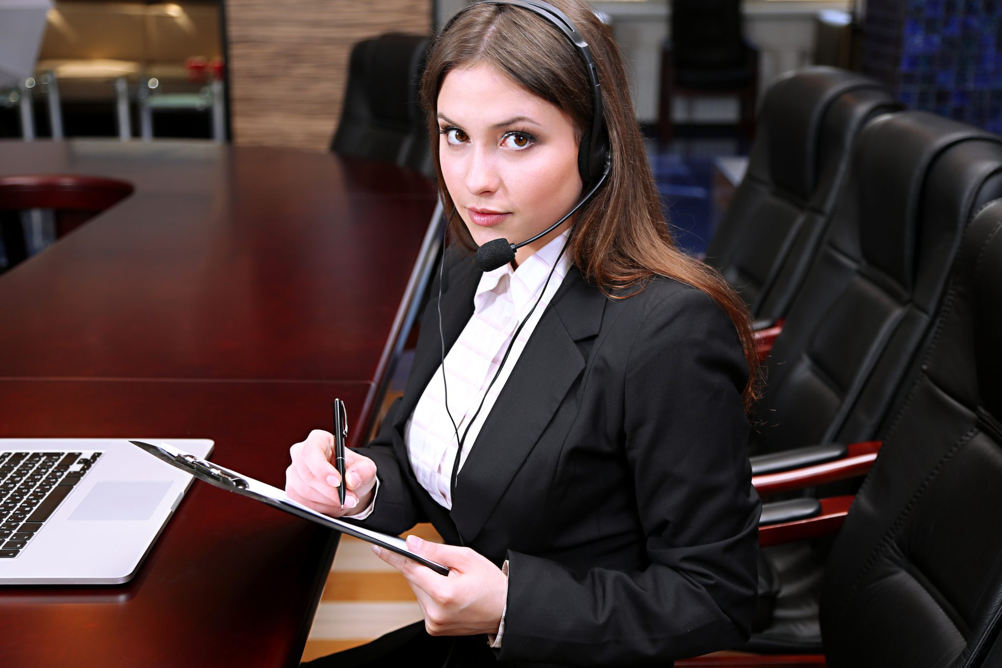 Top Qualities to Look for in a Certified Interpreter | TLD